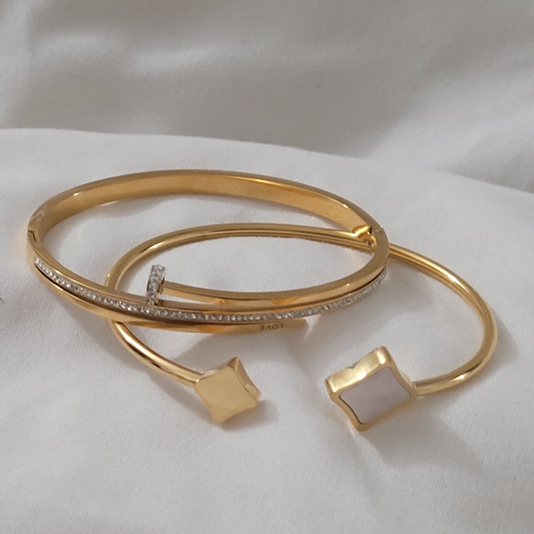 BRACELETS – The Suarez Corner